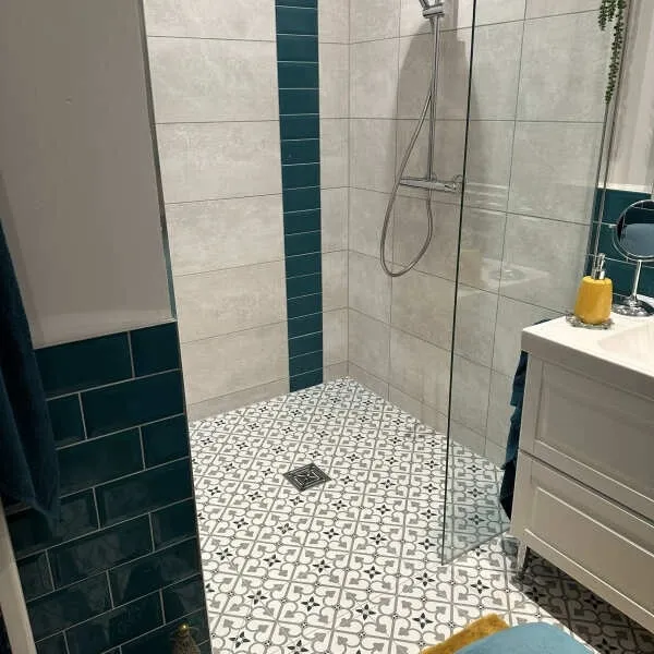 Brighton Grey Pattern Matt Porcelain Floor Tile