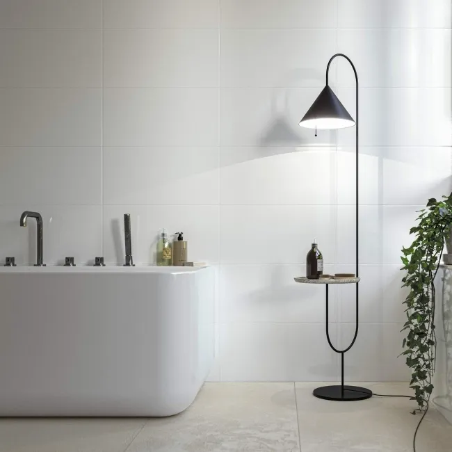 Flat White Matt Ceramic Wall Tile - 300x600 | Tile Mountain
